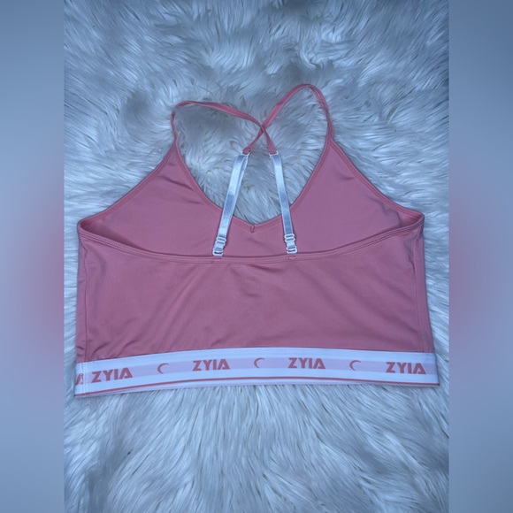 ZYIA | Intimates & Sleepwear | Zyia Active | Poshmark